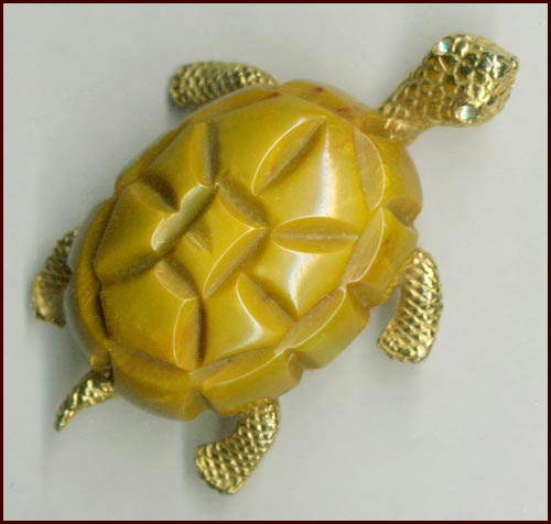Signed Vintage Costume Jewelry: Pins - Eureka, I Found It!